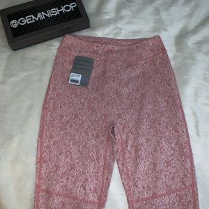Gymshark | Pants & Jumpsuits | Nwt Gymshark Fleur Texture Leggings ...